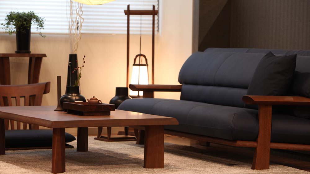 "Takumikan" a shop with furnishings, wood craft, and cafes in Hida ...